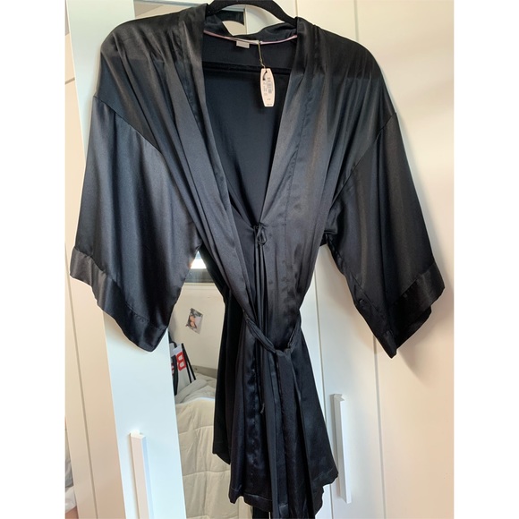 Victoria's Secret | Intimates & Sleepwear | Victorias Secret Robe ...